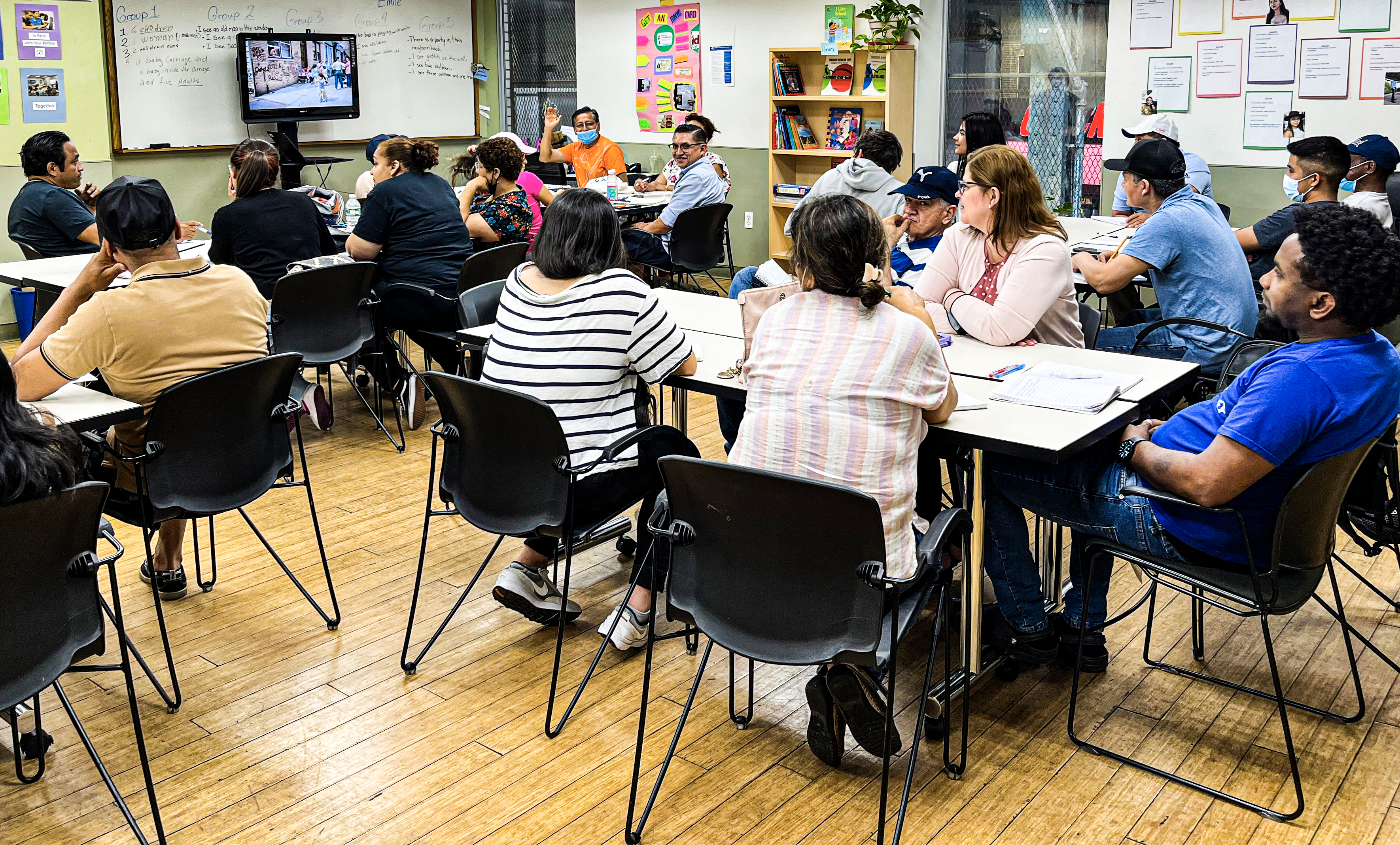 Students Swarm ESOL Summer Classes – The Greenline
